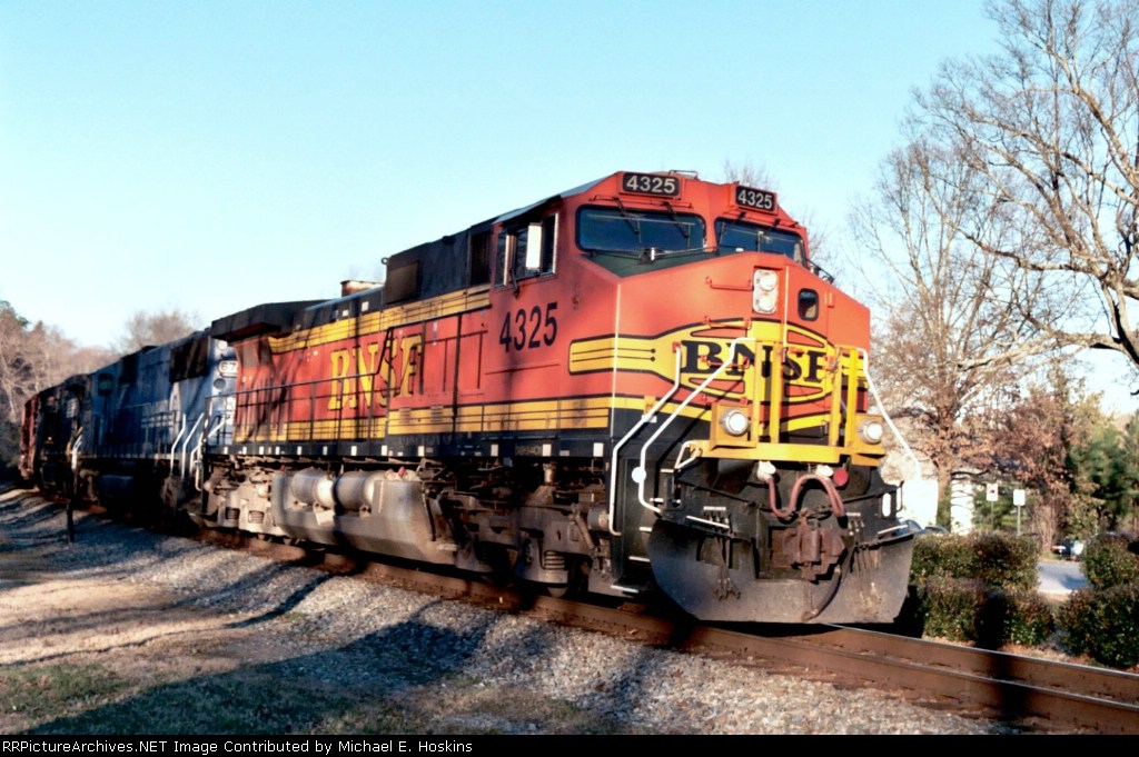 BNSF 4325